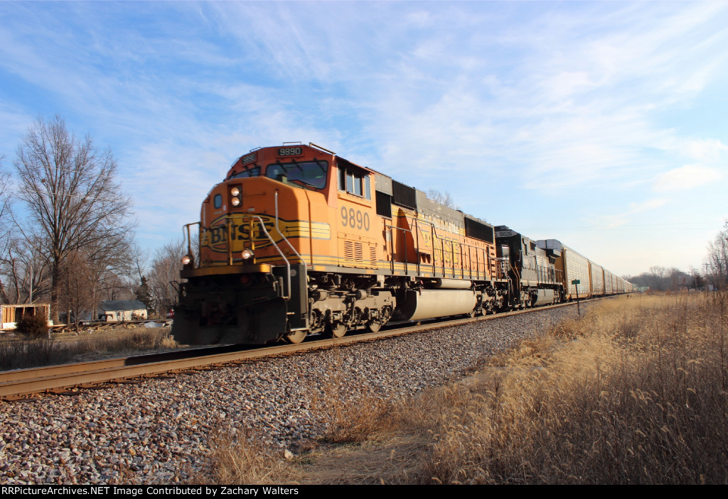 BNSF 9890 NS 8826